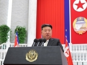 Kim Chen In Shimoliy Koreya yadroviy qurollarini kuchaytirishga va’da ...