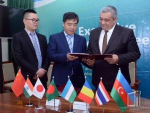 O‘zbekistonda ipakchilik sanoati yanda rivojlintiriladi | Qalampir.uz